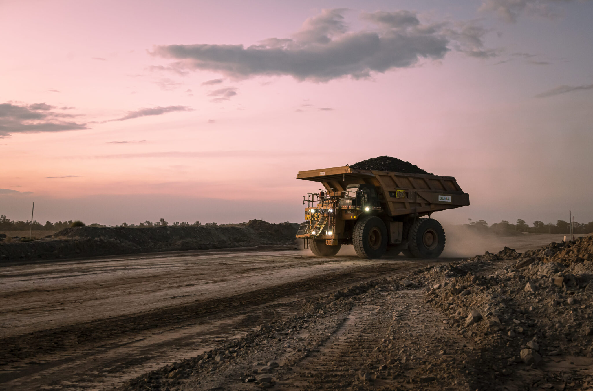 Entitas Anak BUMA Internasional Grup (DOID) Perpanjang Kontrak ...